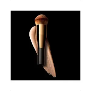Chanel Sublimage L'essence De Teint Ultimate Radiance-generating Serum Foundation - B50