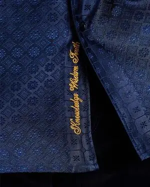 Robert Graham Apos;s Noble Touch Silk Jacquard Button-down Shirt - Navy
