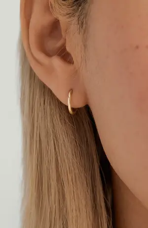 Mejuri Easy Huggie Hoop Earrings