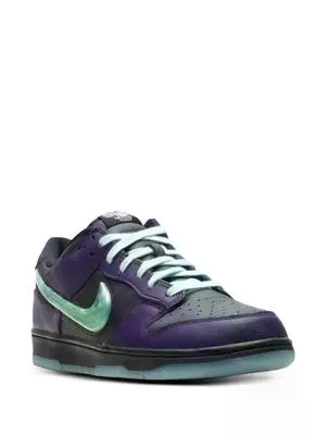 Nike Dunk Low Retro Low Top Sneakers - Purple