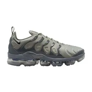 Nike Air Vapormax Plus Sneakers