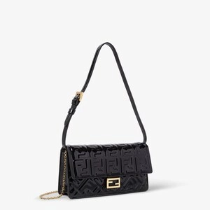 Fendi Baguette Wallet On Chain