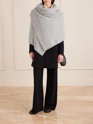 THE ROW Mantia Cashmere Scarf