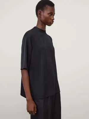LISA YANG Oversized Round Neck T-shirt - Midnight