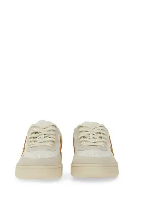 VEJA V-90 Sneakers
