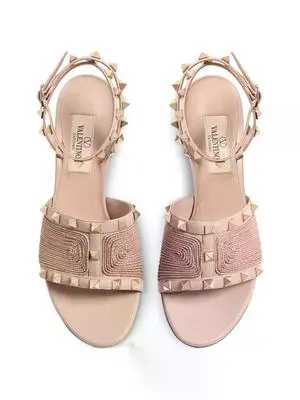 Valentino Garavani Rockstud Raffia Sandals - Pink
