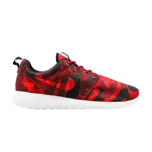Nike Roshe One Print Sneakers