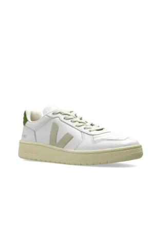 VEJA V-82 Ii Sports Shoes - White