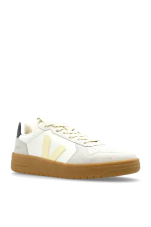 VEJA V-82 Sport Shoes - Cream