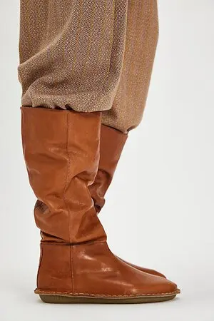 VIBAE Woodstock Slouch Boots