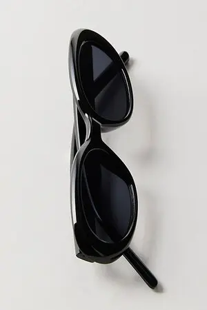 Free People Stella Round Sunglasses - Black