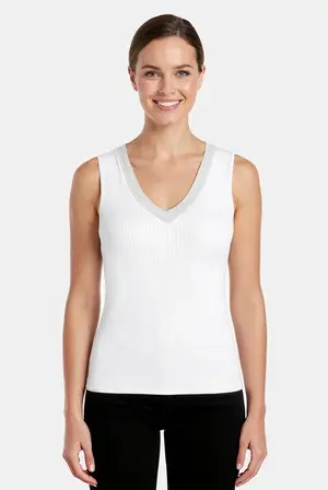 CAPSULE 121 Sleeveless V-neck Ribbed Knit Top