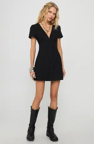 Princess Polly Loveliness V-neck Romper