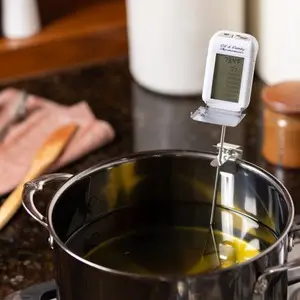 MAVERICK Digital Candy And Deep Fry Thermometer