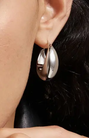 RETRO CHIC Drop Hoop Earrings - Silver