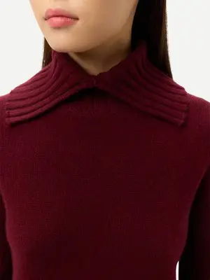 Gobi Cashmere Slit T-neck Cashmere Sweater - Zinfandel