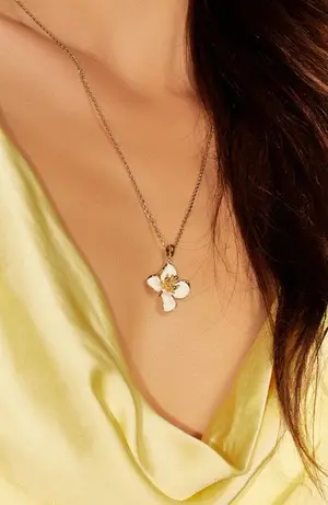 RETRO CHIC Iris Blossom Pendant Necklace