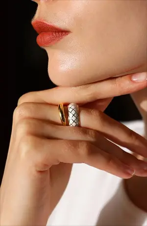 RETRO CHIC Architectural Ring