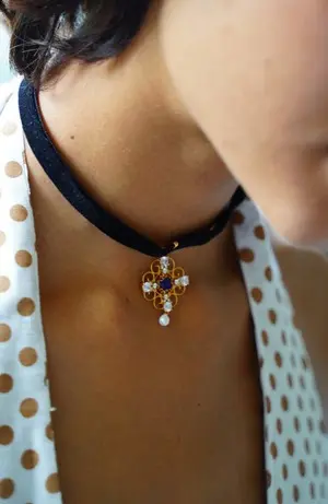 RETRO CHIC Orchid Dream Choker