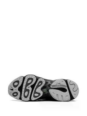 NEW BALANCE Logo Sneakers - Black