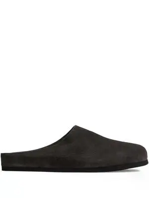 COMMON PROJECTS Suede Flat Mules