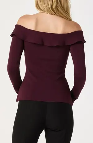 Astr The Label Heart Button Off-the-shoulder Sweater - Burgundy