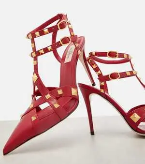 Valentino Garavani Studded Leather Pumps - Red