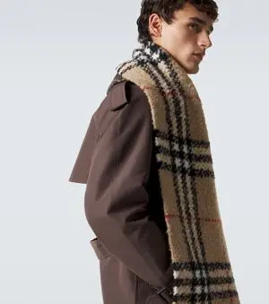 Burberry Check Wool-blend Bouclé Scarf