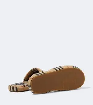 Burberry Check Slippers - Beige