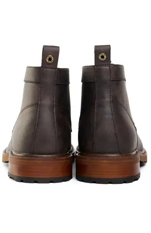 V.GAN LONDON Aspar Chukka Boots