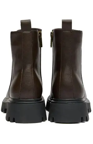 V.GAN LONDON Cameo Ankle Boots - Brown