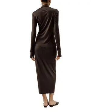 Lilysilk Slim Fitted Long Sleeve Top - Cocoa