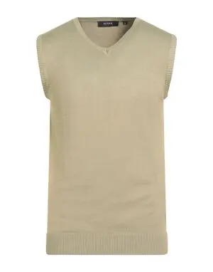Alpha Studio Sleeveless V-neck Sweater