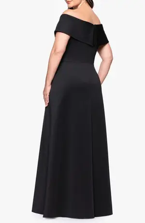 XSCAPE EVENINGS Off-the-shoulder Scuba Gown