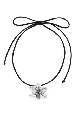 VELVET LUNA Suede Orchid Choker Necklace - Black