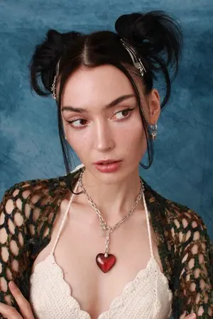 VELVET LUNA Steel Chain Necklace With Heart Charm