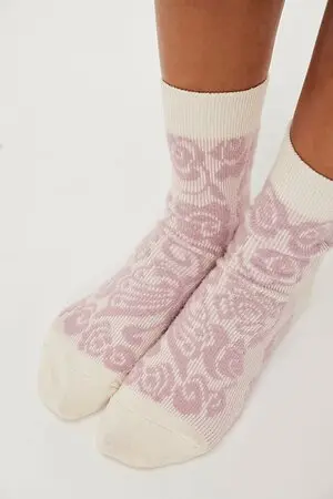 Free People Ribbed Crew Socks - Butterfly Pink