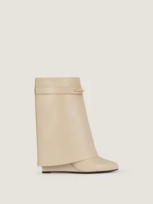 Givenchy Shark Pinch Leather Ankle Boots - Beige