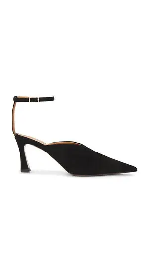 ATP ATELIER Pointed Toe Ankle Strap Heels