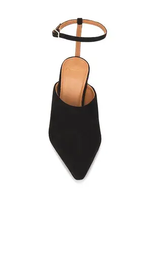ATP ATELIER Pointed Toe Ankle Strap Heels