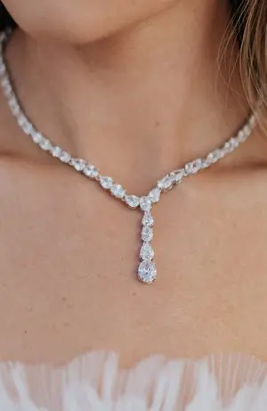 UNTAMED PETALS Gravity Crystal Drop Necklace