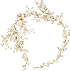 UNTAMED PETALS Harlow Pearl And Crystal Hair Vine - Gold