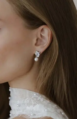 UNTAMED PETALS Poise Pearl Drop Earrings