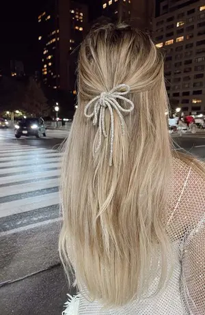 UNTAMED PETALS Park Ave Bow