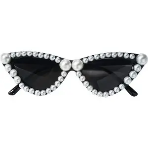 UNTAMED PETALS Times Square Sunglasses - Black