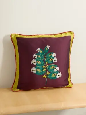 La DoubleJ Beto Val Tasseled Satin-jacquard Cushion - Burgundy