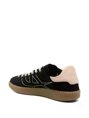 Ash Star-appliqué Sneakers - Black