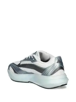 Adidas Stripes Lightblaze Sneakers