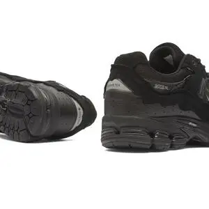 NEW BALANCE 2002dx Gore-tex "protection Pack" Sneakers - Black