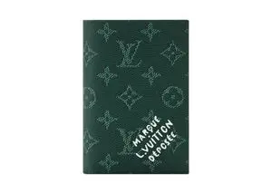 LOUIS VUITTON Passport Cover - Epicea